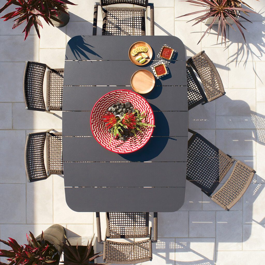 Eiland 63″ Rectangular Table | Patio Options